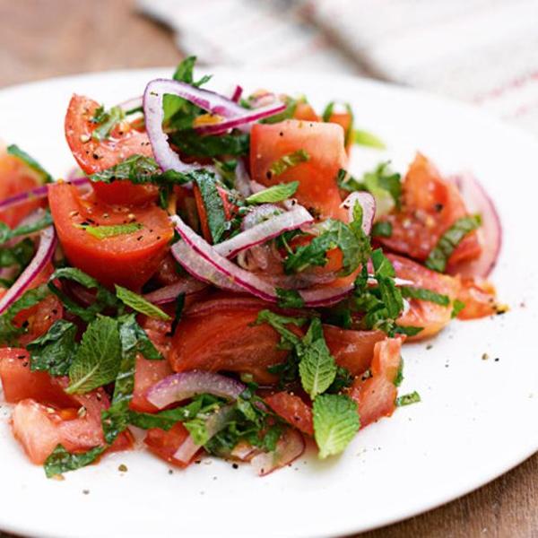 Tomato & mint salad – Easy Salad Recipes